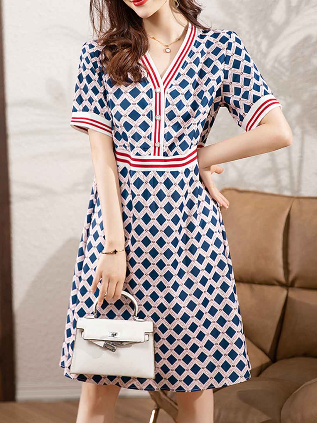 Maria Slim V-Neck Diamond Dress – Roselili